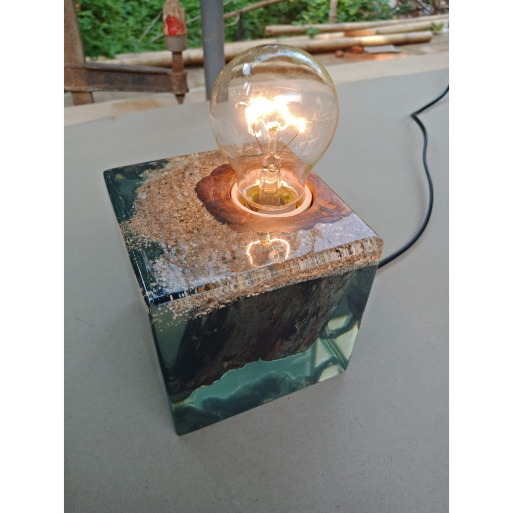 Jual Lampu tidur unik, lampu hiasan resin kombinasi kayu pasir dan ...