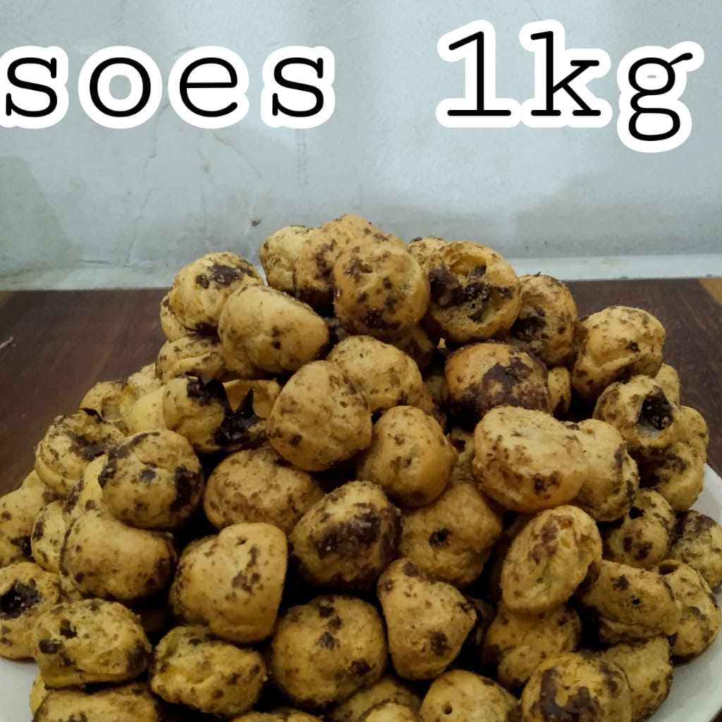 Jual Soes mini kering 1kg cemilan soes cokelat asin kornet vanilla ...