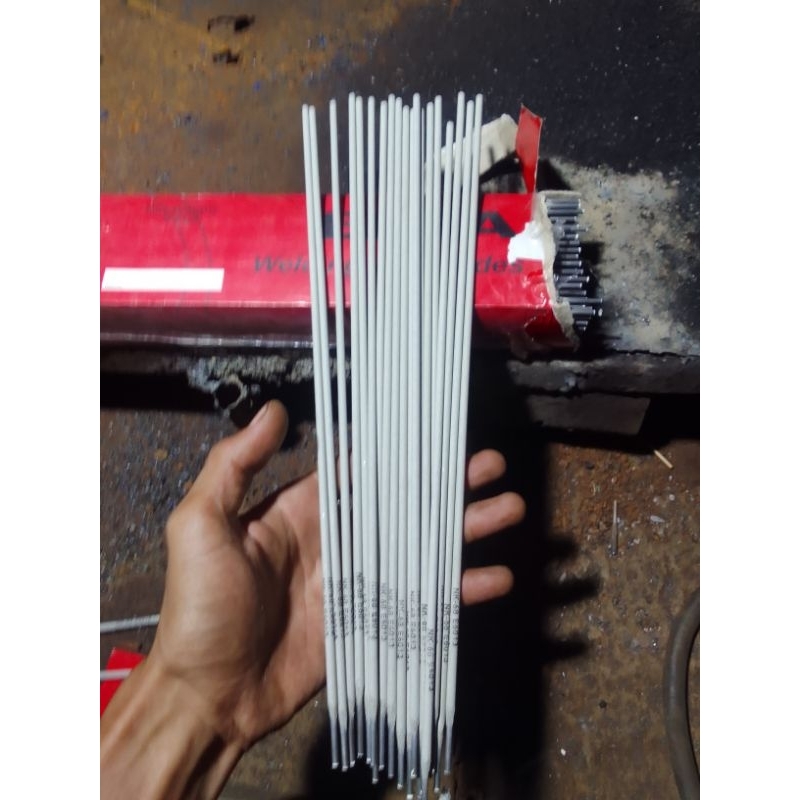 Jual KAWAT LAS BESI 2,6MM / KAWAT LAS ENKA ECERAN / HOLDER / STIK LAS ...