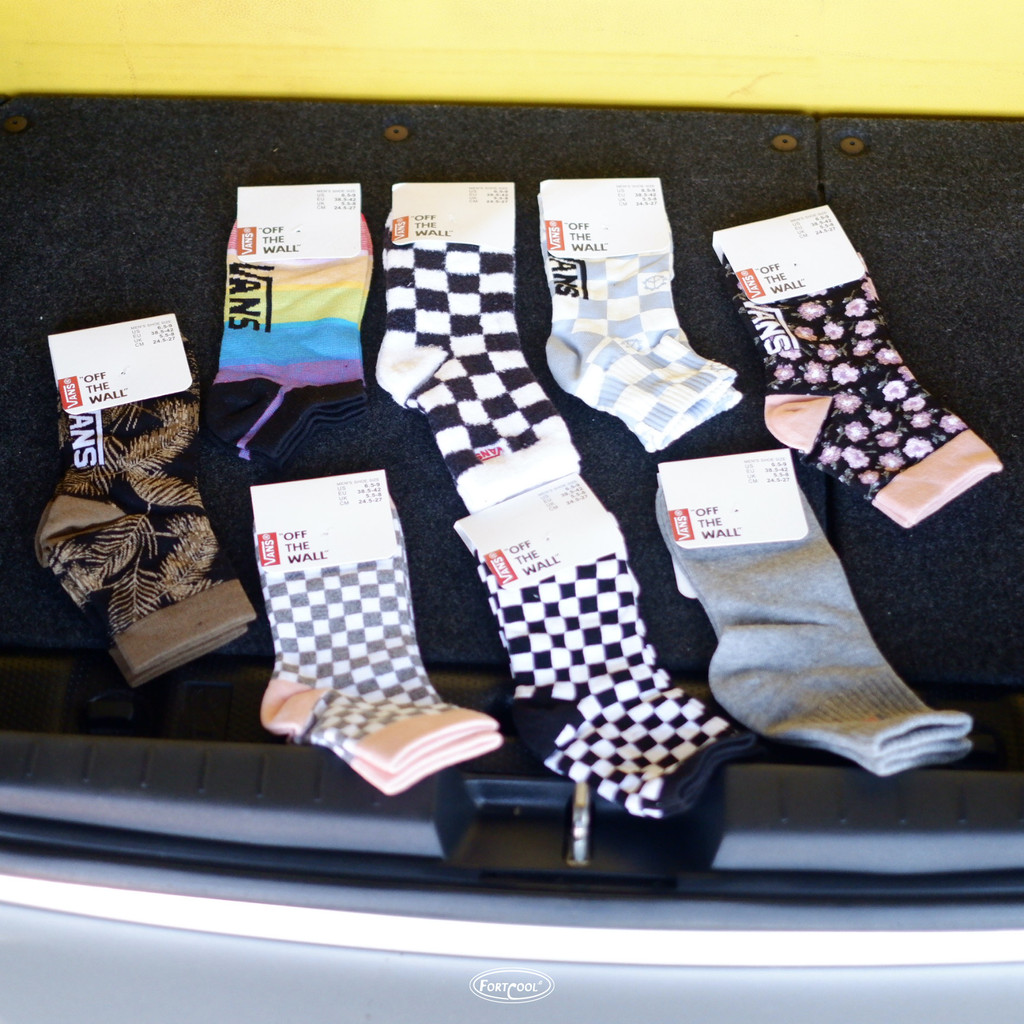 Jual Socks Vans Half Crew Motif #3 Original / Kaos Kaki Vans Original ...