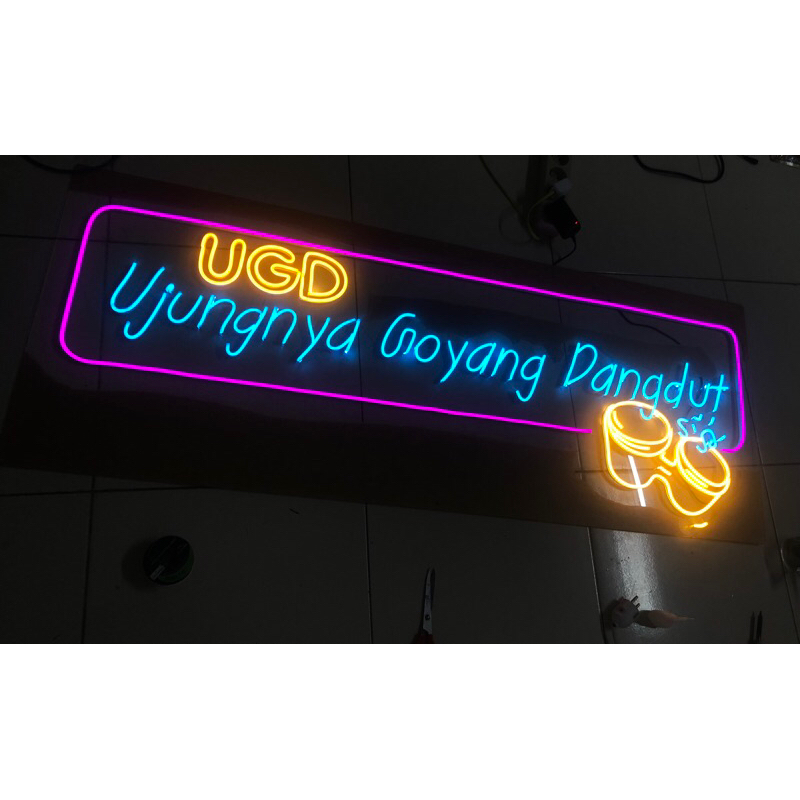 Jual Neon flex custom akrilik ukuran 130x70cm | Shopee Indonesia