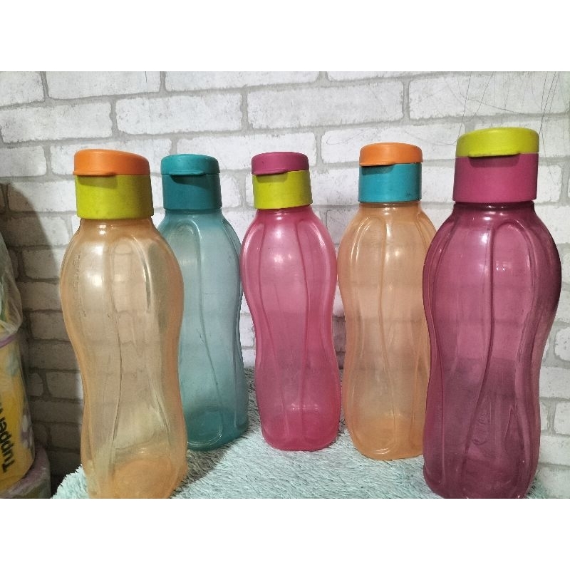 Jual Eco Bottle 500ml Botol Minum Tutup Flip Tupperware Second Preloved ...