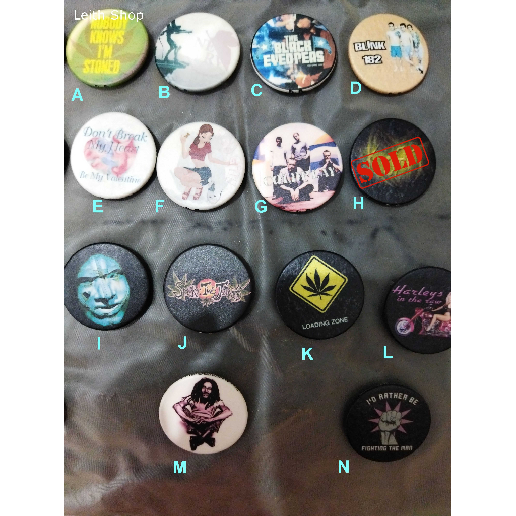 Jual Aneka Pin Band 8 Jadul Vintage Punk Retro Pin Up Art Girl Coldplay ...
