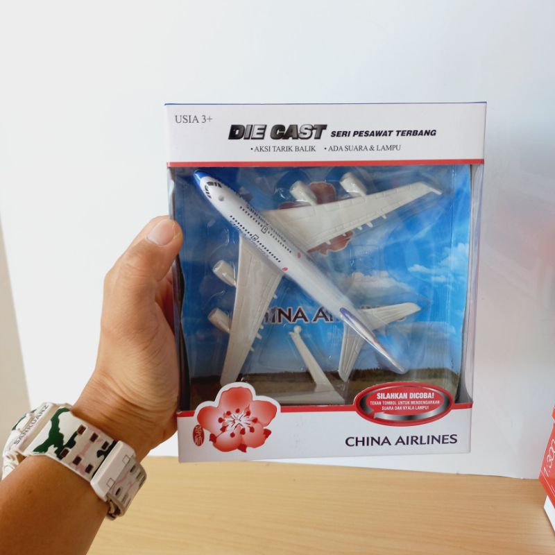 Jual MINIATUR PESAWAT PENERBANGAN DOMESTIK & INTERNASIONAL DIE CAST ...