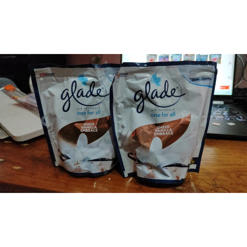 Jual Glade One for All Sheer Vanilla Embrace 70gr + 5gr | Shopee Indonesia