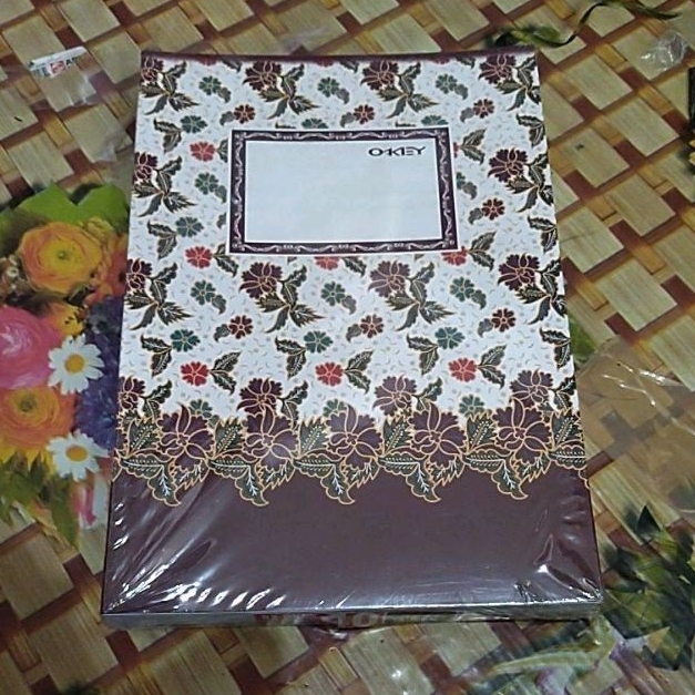 Jual BUKU TULIS BATIK/SASIRANGAN UKURAN BOXY/PANJANG OKEY ISI 40 LEMBAR ...