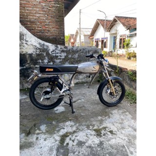 Jual Rangka CB 100 Rangka Tatanan Jejeg Sudah Segrek K2 Begel Panjang Bahan Rangka Depan Megapro ...
