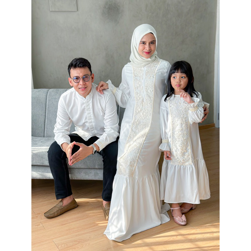 Jual Shafa Set family (White) | Shopee Indonesia