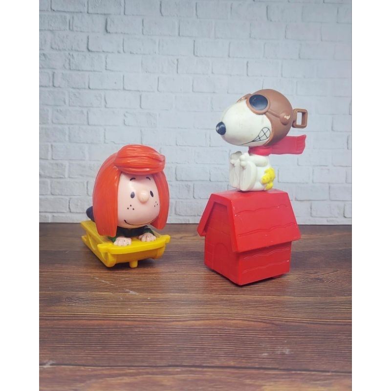 Jual Snoopy and Peanuts friend happy meal mcd kfc set 2pcs | Shopee ...