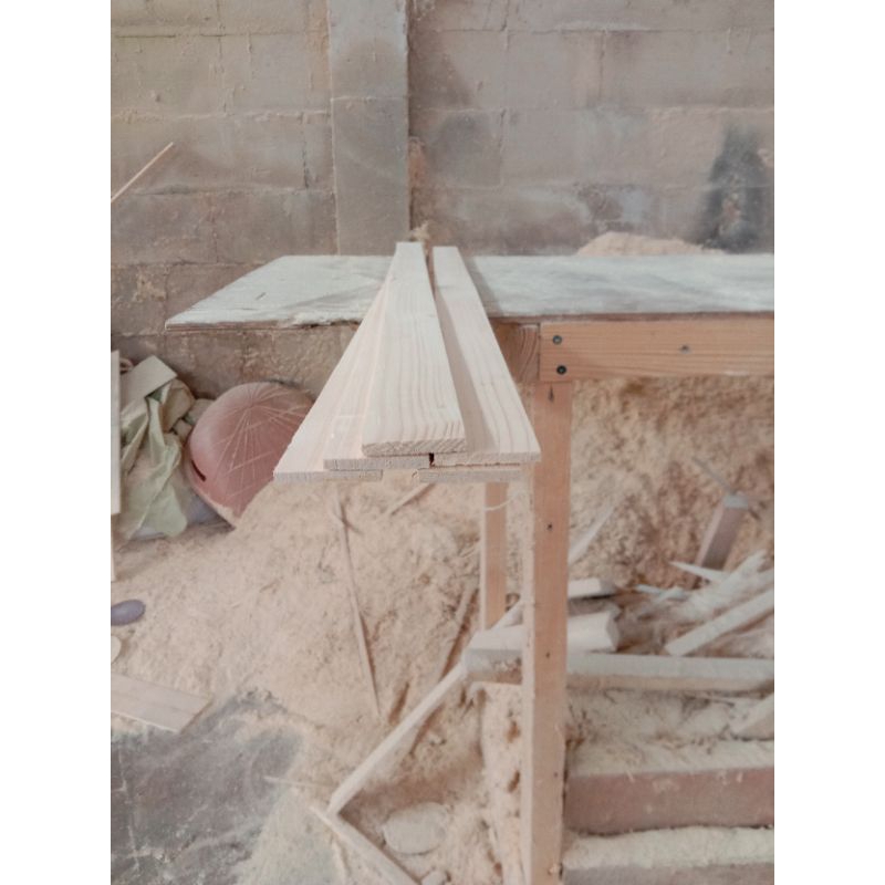 Jual Kayu Tipis 100x4x0,5 Isi 5pcs Reng List Kayu Pinus Jati Belanda ...