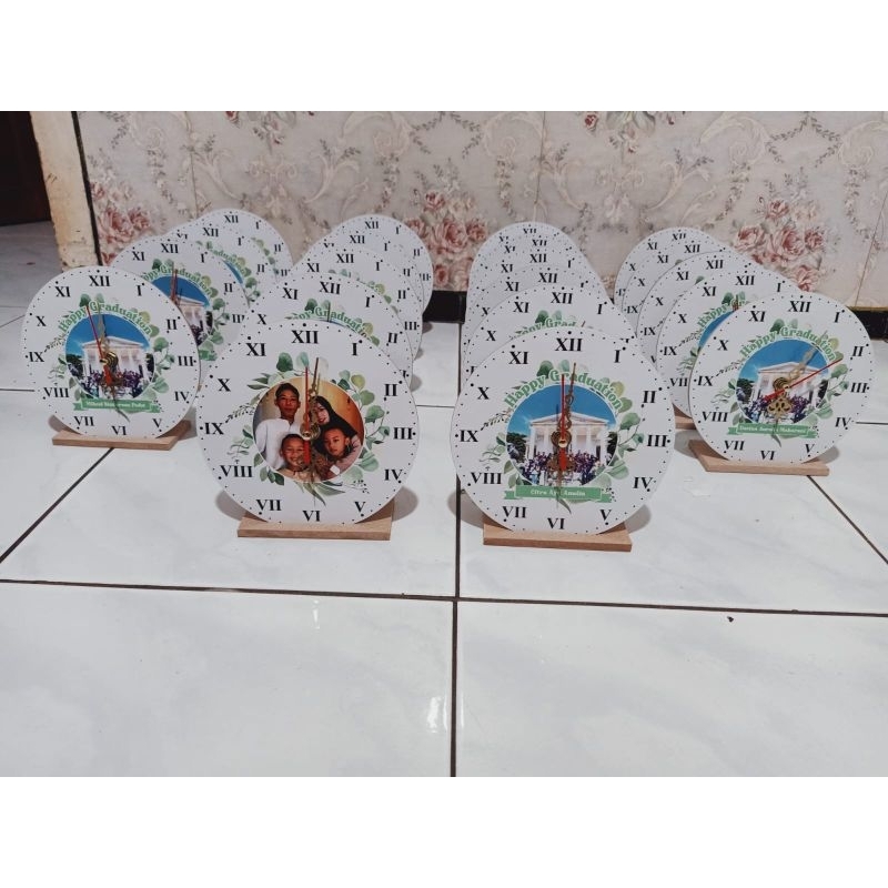 Jual Jam meja custom/hadiah ulang tahun/hadiah wisuda/souvenir ...