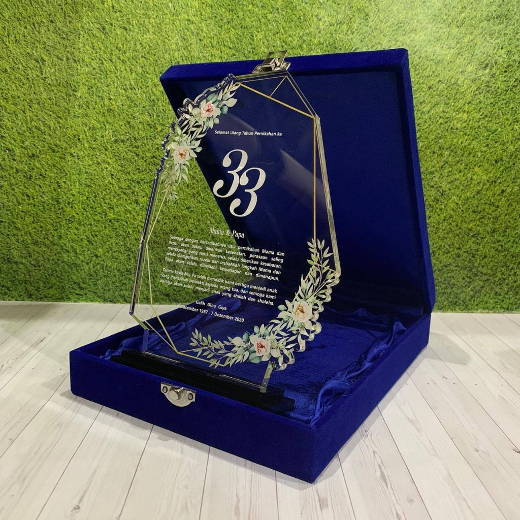 Jual Kado wedding, kado pernikahan, kado ulang tahun, plakat akrilik ...