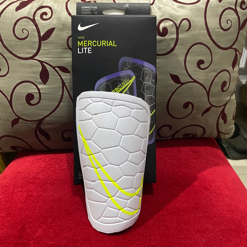 Jual Skin Deker Futsal Sepakbola Pelindung Tulang Kering Skin Deker ...