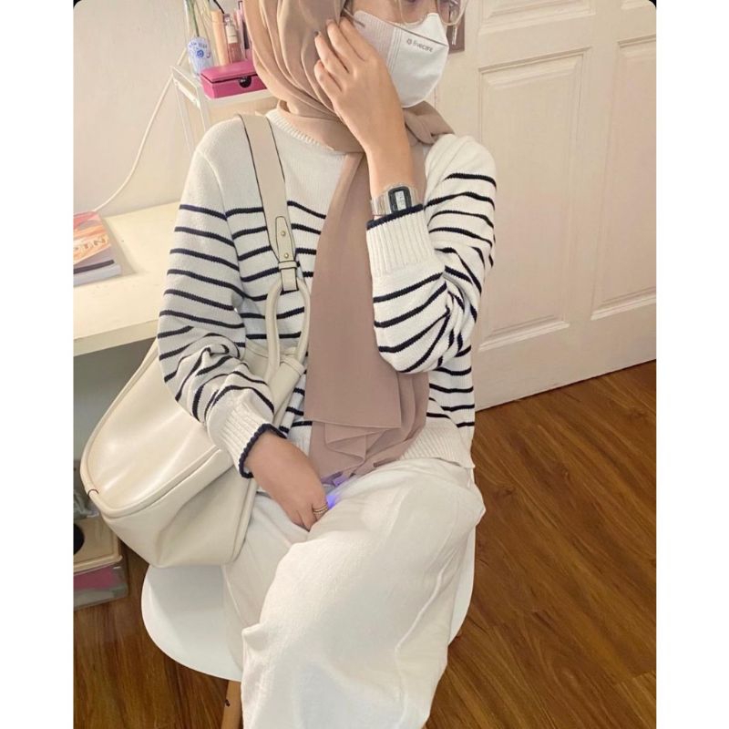 Jual SWEATER RAJUT WANITA STRIPE-HARU KNIT OVERSIZE | Shopee Indonesia