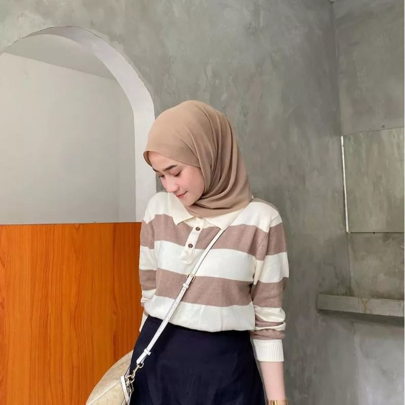 Jual SWEATER KNIT RAJUT OVERSIZE POLO KANCING STRIP/ATASAN RAJUT KERAH ...