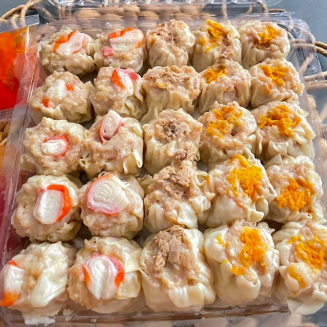 Jual 50pcs DIMSUM PREMIUM MATANG/FROZEN BOX/ HAMPERS DIMSUM PREMIUM ...