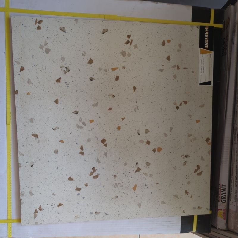 Jual Calina Pixie 50x50 Habitat I Grip Teknologi Keramik Lantai Kasar ...