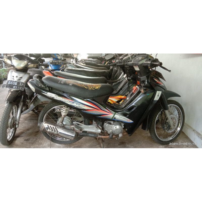 Jual motor second Suzuki new Shogun 110cc surat komplit pajak off ...
