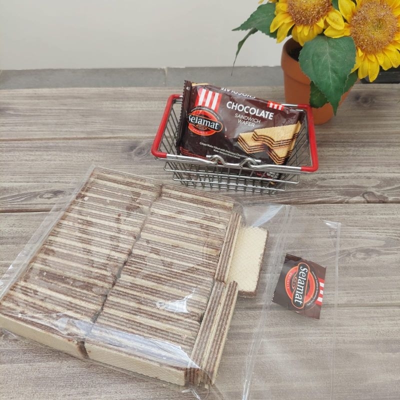 Jual kue wafer selamat rasa coklat kemasan curah 350g | Shopee Indonesia