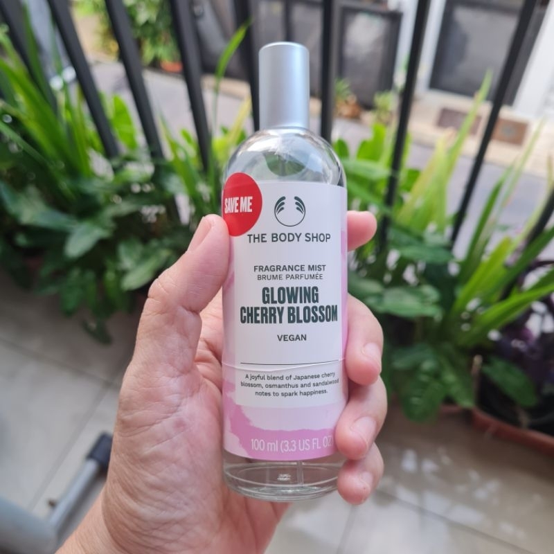 Jual The Body Shop - Glowing Cherry Blossom Fragrance Mist 100ml ...