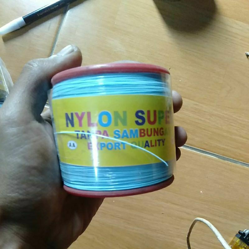 Jual pengulur/kenur senar nylon kelos 3000yar | Shopee Indonesia