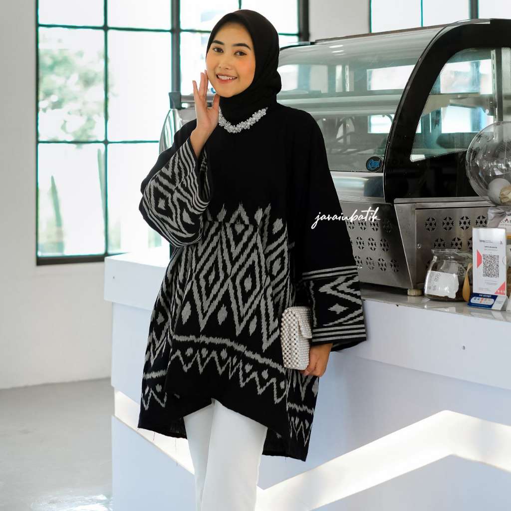 Jual javainbatik - KAFTAN SEROJA BATIK TENUN - atasan wanita - batik kondangan | Shopee Indonesia