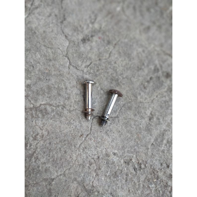 Jual Baut Tutup Bok Aki Suzuki RC 80 RC 100 Bravo ORI BEKAS | Shopee Indonesia