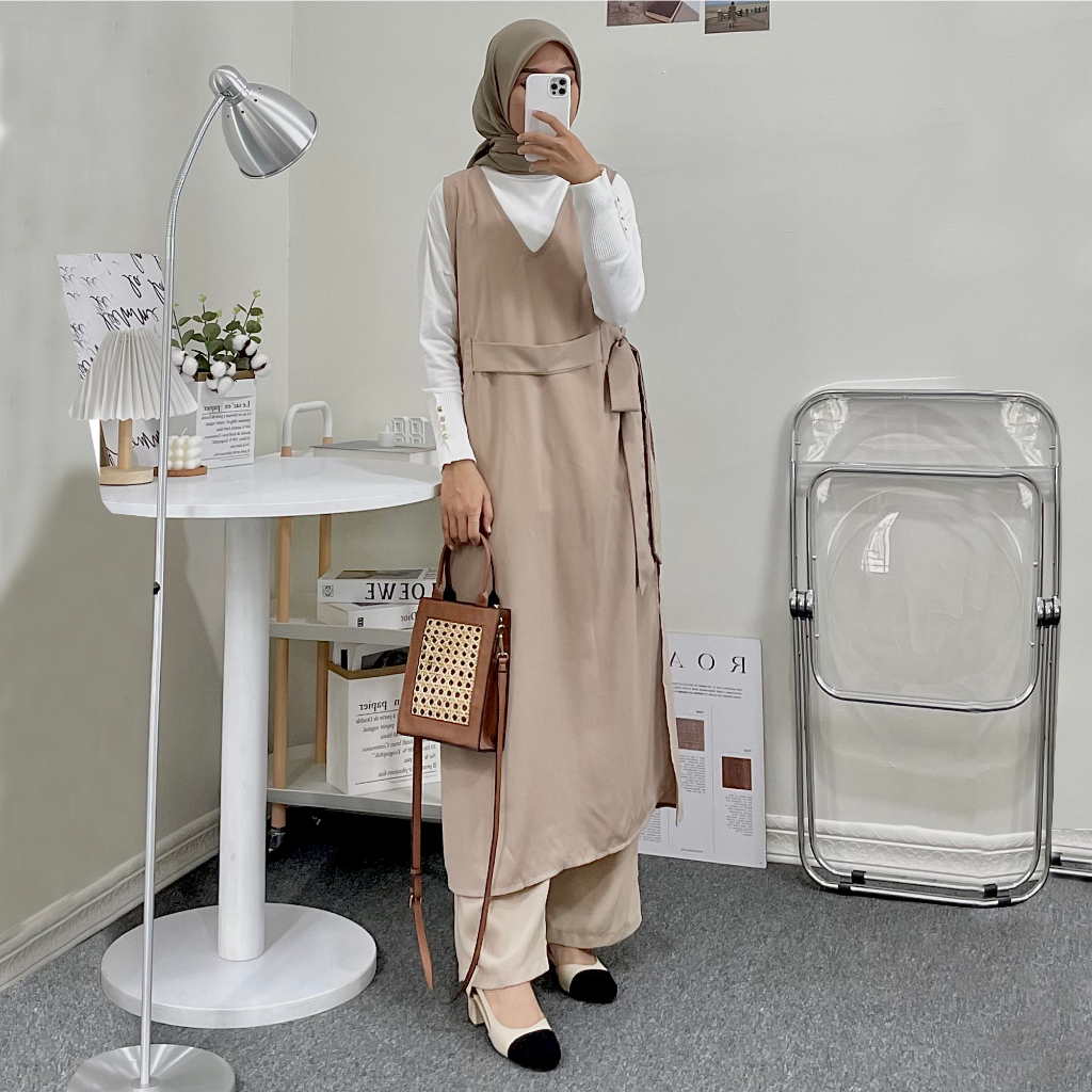 Jual Lozy Hijab - Miree Outer ( Dress Overall Wanita ) | Shopee Indonesia