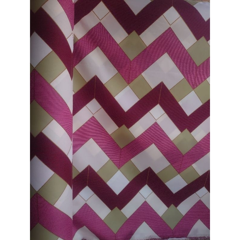 Jual KAIN KATUN METERAN MOTIF ZIG-ZAG BAHAN POLYMICRO DISPERSE KATUN ...