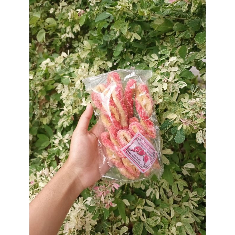 Jual KUE PILIN MERAH / KUE KETAN MERAH/ KUE GALANG CIK KUCIANG MERAH ...