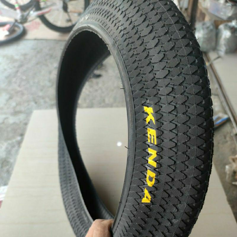 Jual ban luar jumbo lebar sepeda anak ukuran 18 x 3.0 kenda | Shopee ...