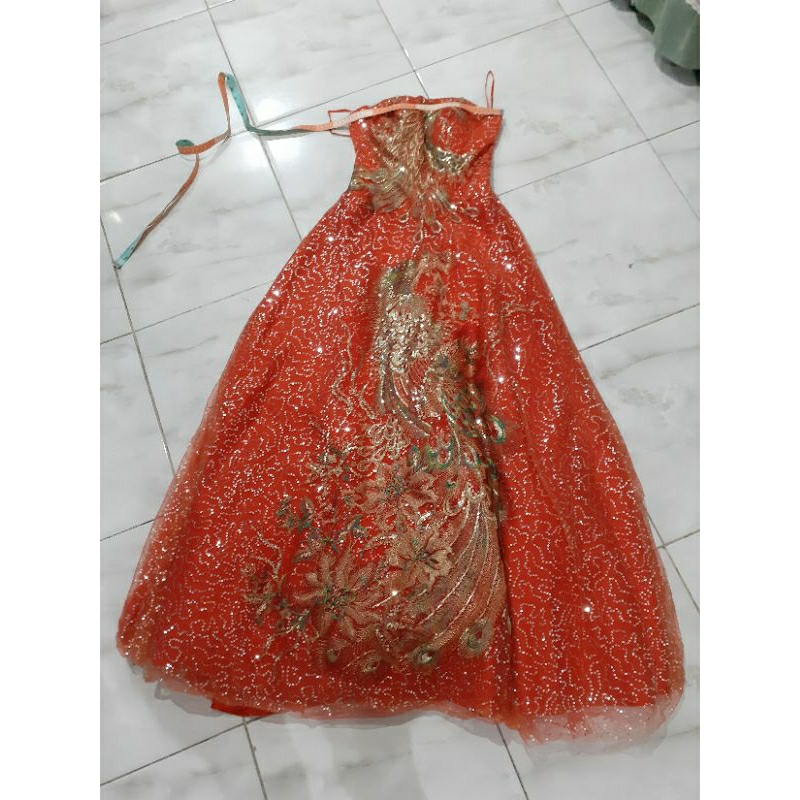 Jual gaun merah merak ( preloved) | Shopee Indonesia