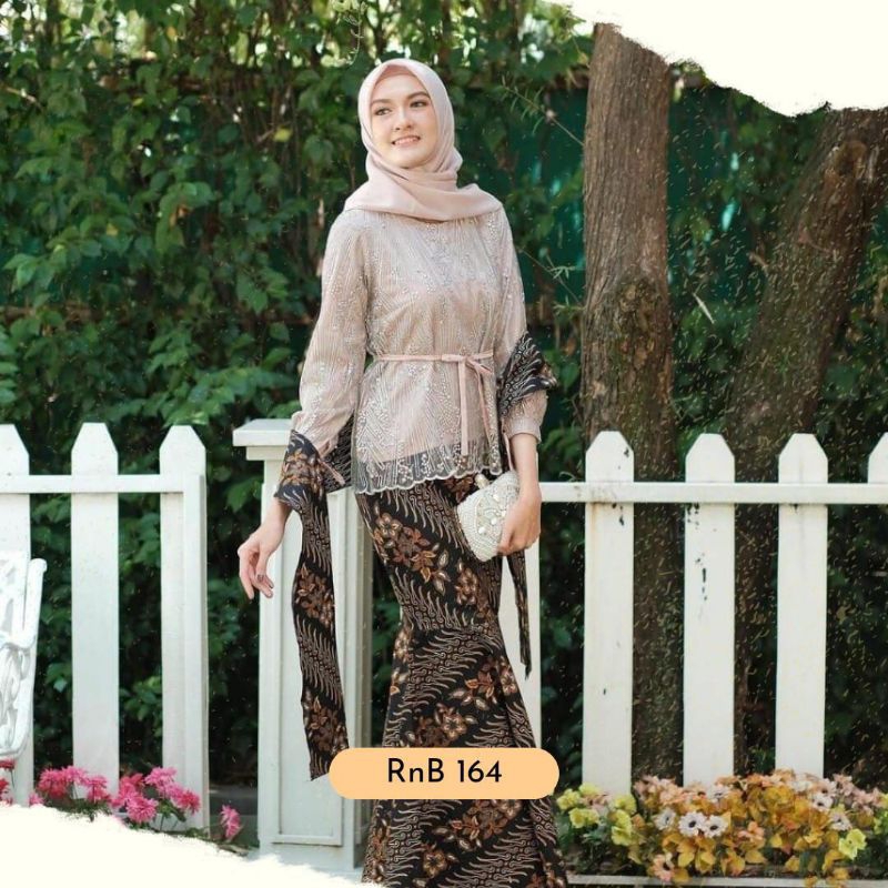 Jual Setelan Kebaya Batik Modern Set 164 kebaya kondangan atau wisuda ...