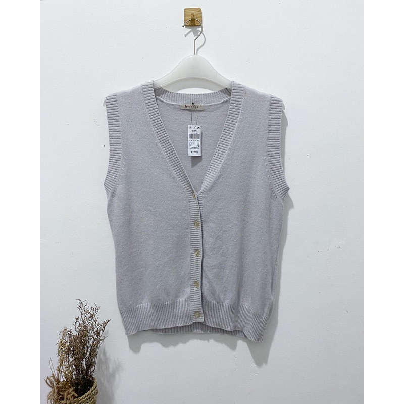 Jual vest rajut kancing depan | Shopee Indonesia
