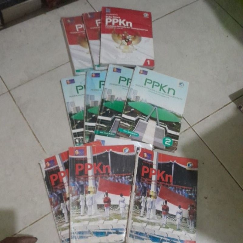 Jual BUKU PPKN UNTUK SMP KELAS 7,8,9,PENERBIT FACIL | Shopee Indonesia