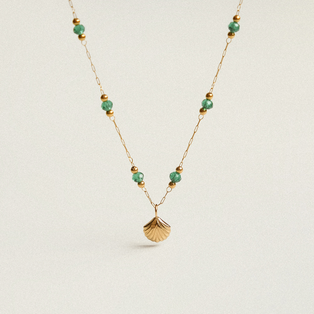 Jual Shell Green Beads Chain Necklace — 18K Gold Plated Stainless Steel ...