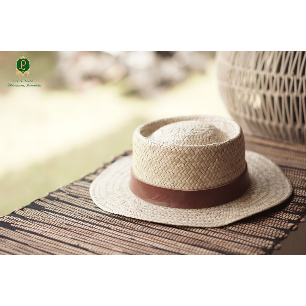 Jual Woven Hat Mixed With Leather || Topi Berbahan Anyaman Pandan Mix ...