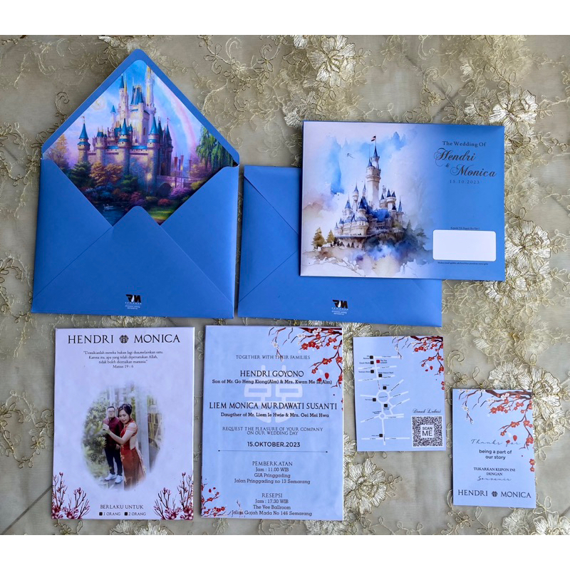 Jual Undangan Hard Cover dengan Foto Prewedd costum | Shopee Indonesia