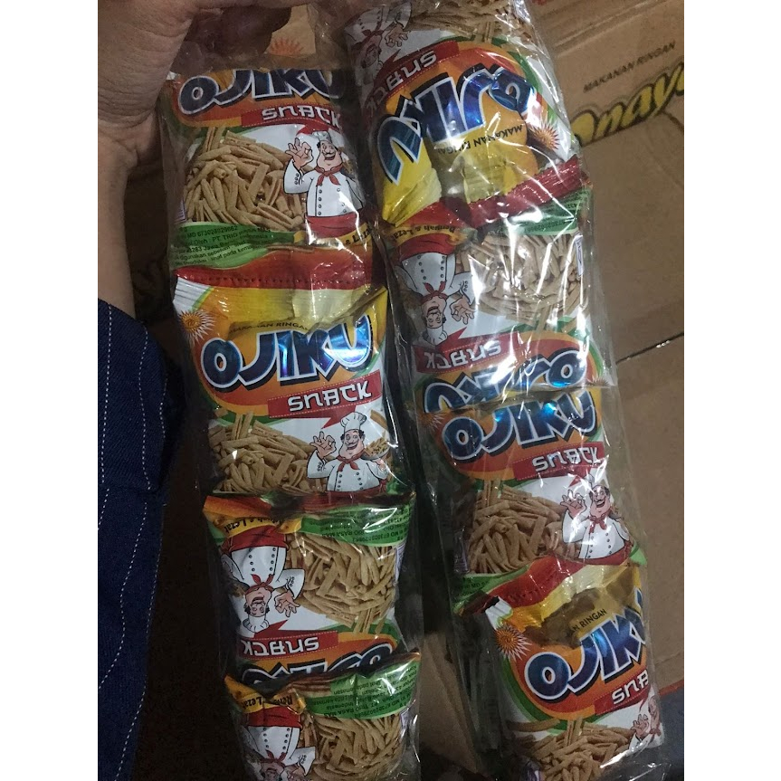 Jual Aneka Macam Snack / Makanan Ringan Renteng Gurih dan Enak | Shopee ...