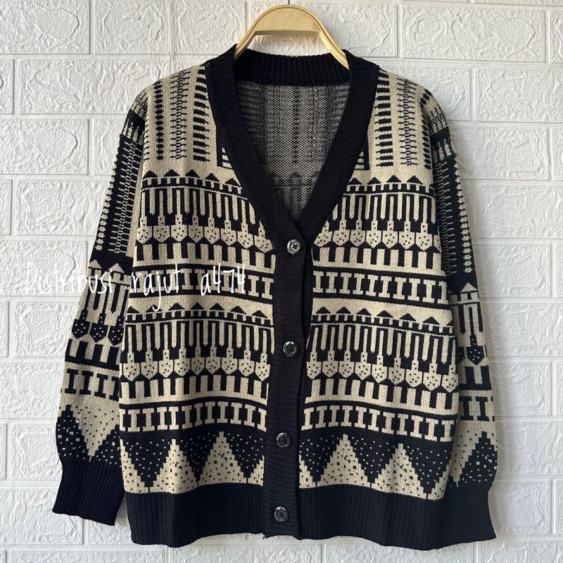 Jual CARDIGAN RAJUT KANCING MOTIF CANDI ATASAN RAJUT LENGAN PANJANG WANITA | Shopee Indonesia