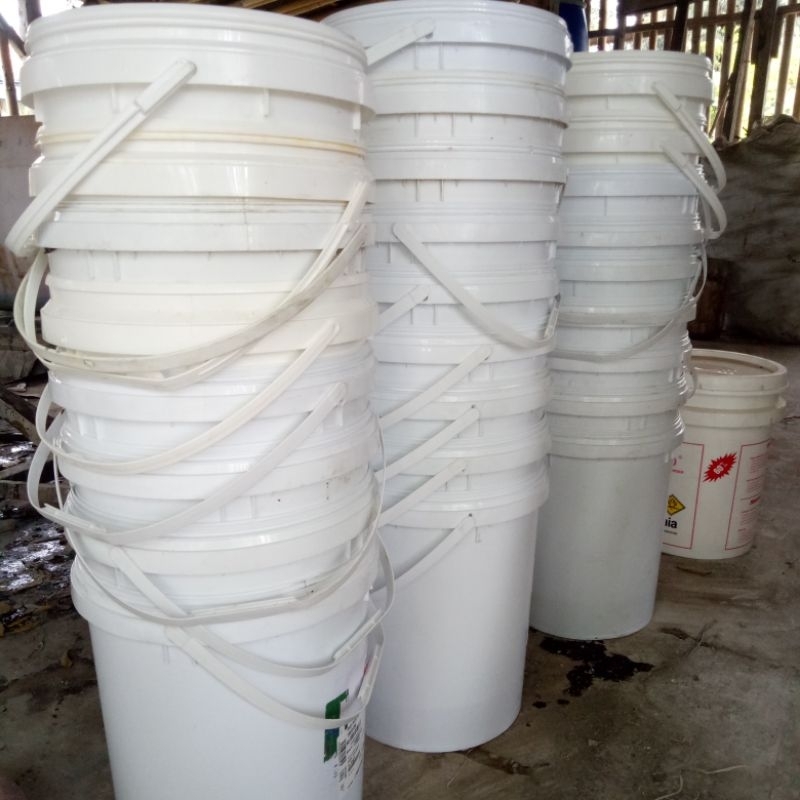 Jual Ember bekas cat 20 liter | 20 kg | Shopee Indonesia