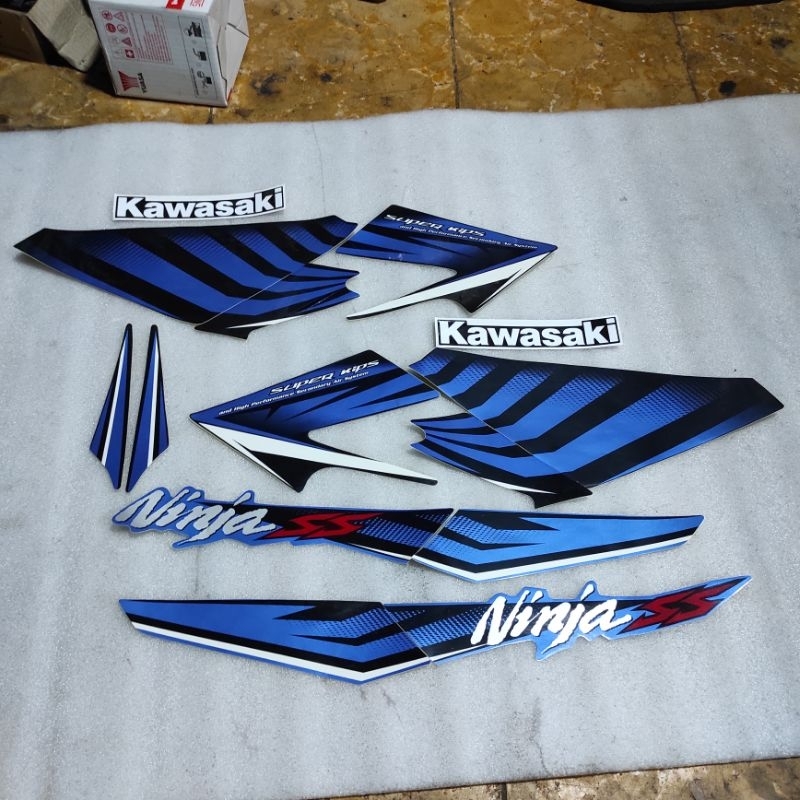 Jual Stiker stripping striping decal graphic Kawasaki Ninja 150 ss ...