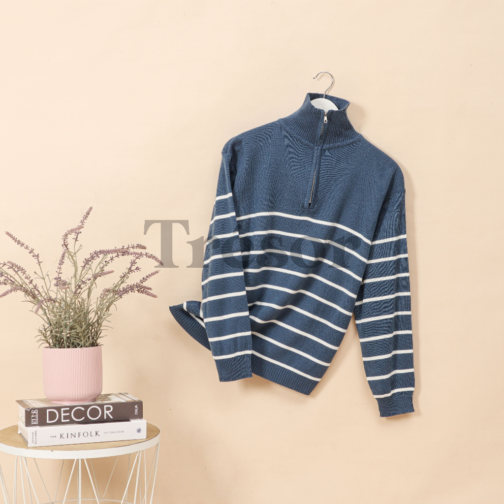 Jual TRESOR Luna Stripe Zipper Top Knit | Sweater Rajut Stripe Garis Oversize Wanita Kerah ...