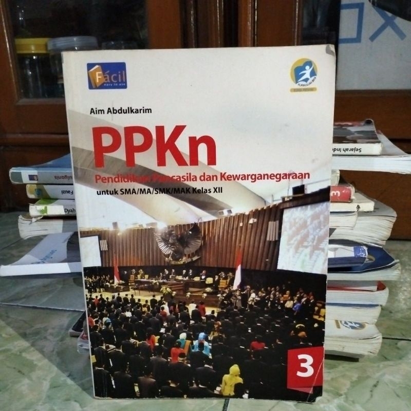 Jual BUKU PAKET PPKN KELAS 12/ BUKU PAKET PPKN KELAS 3 SMA FACIL ...