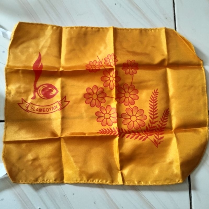 Jual Bendera regu putri pramuka bunga flamboyan | Shopee Indonesia