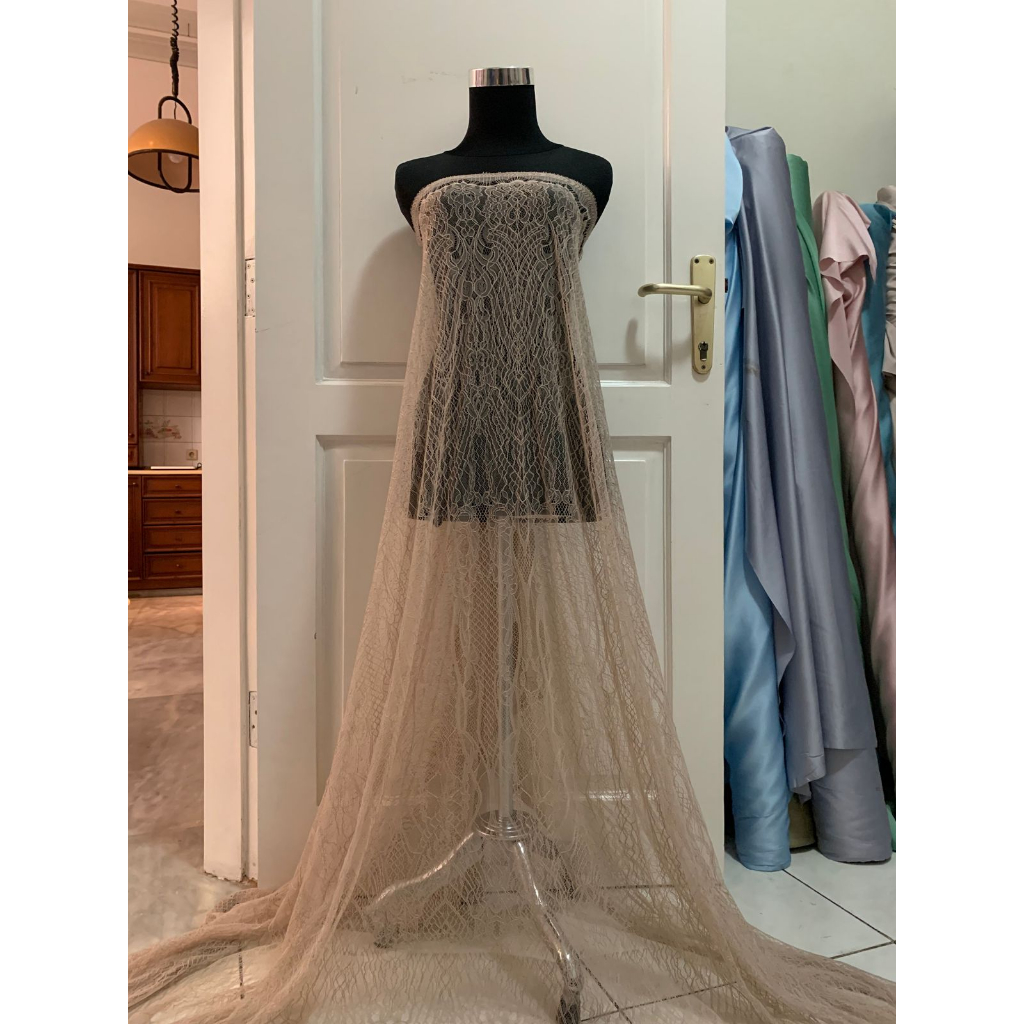 Jual Kain Brokat Panel Chantily Santily Lace Semi France Prancis Allure ...