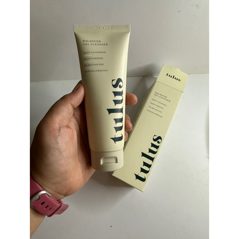 Jual PRELOVED - TULUS BALANCED GEL CLEANSER (80%) | Shopee Indonesia