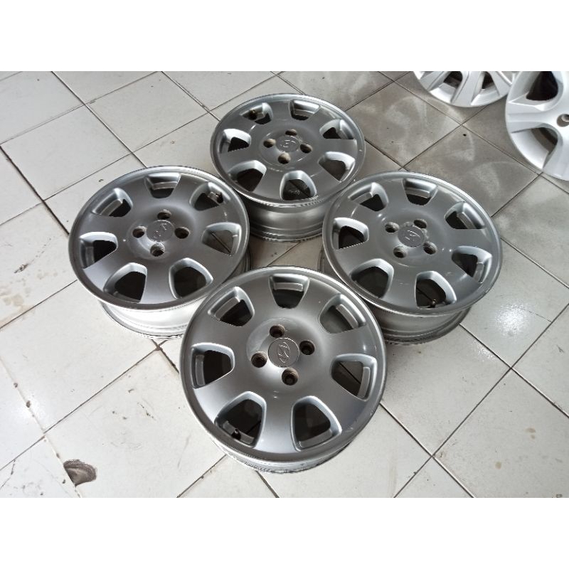 Jual velg mobil Hyundai Avega ring 15 lebar 5,5 et 46 pcd 4x100 | Shopee Indonesia