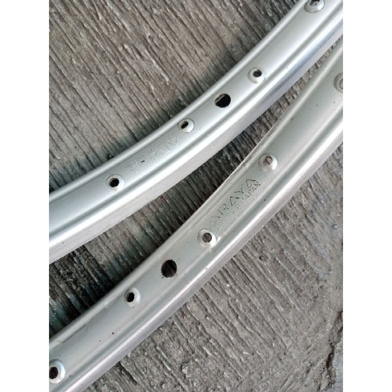 Jual RIMS 26 X 1.50 ARAYA JAPAN ORIGINAL 36 HOLE VINTAGE RIMS FEDERAL ...