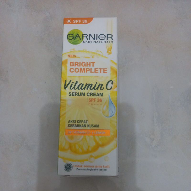 Jual Garnier Bright Complete Vitamin C Serum Cream 20ml SPF 36 | Shopee Indonesia